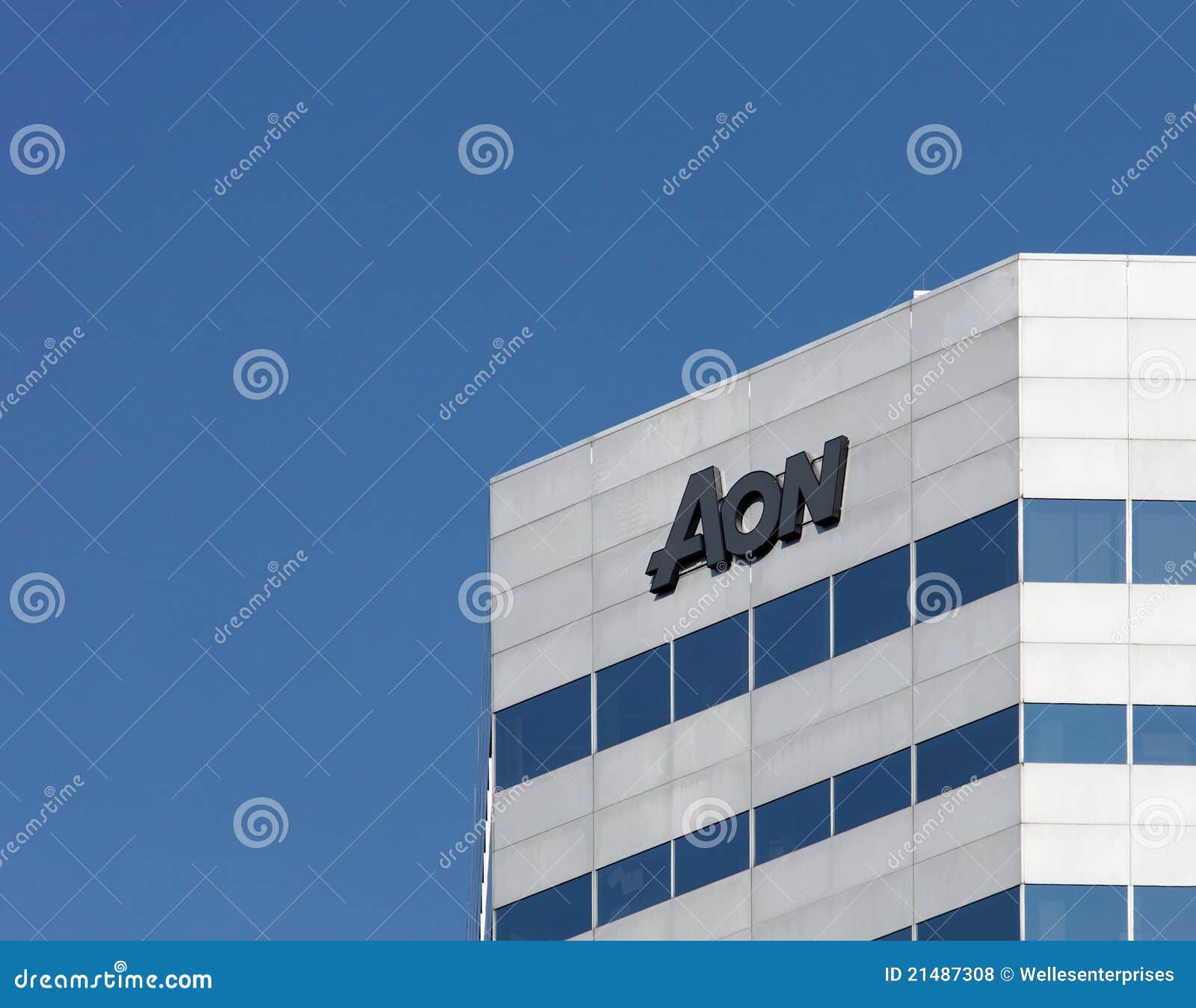 Edificio del AON foto de archivo editorial. Imagen de edificio - 21487308