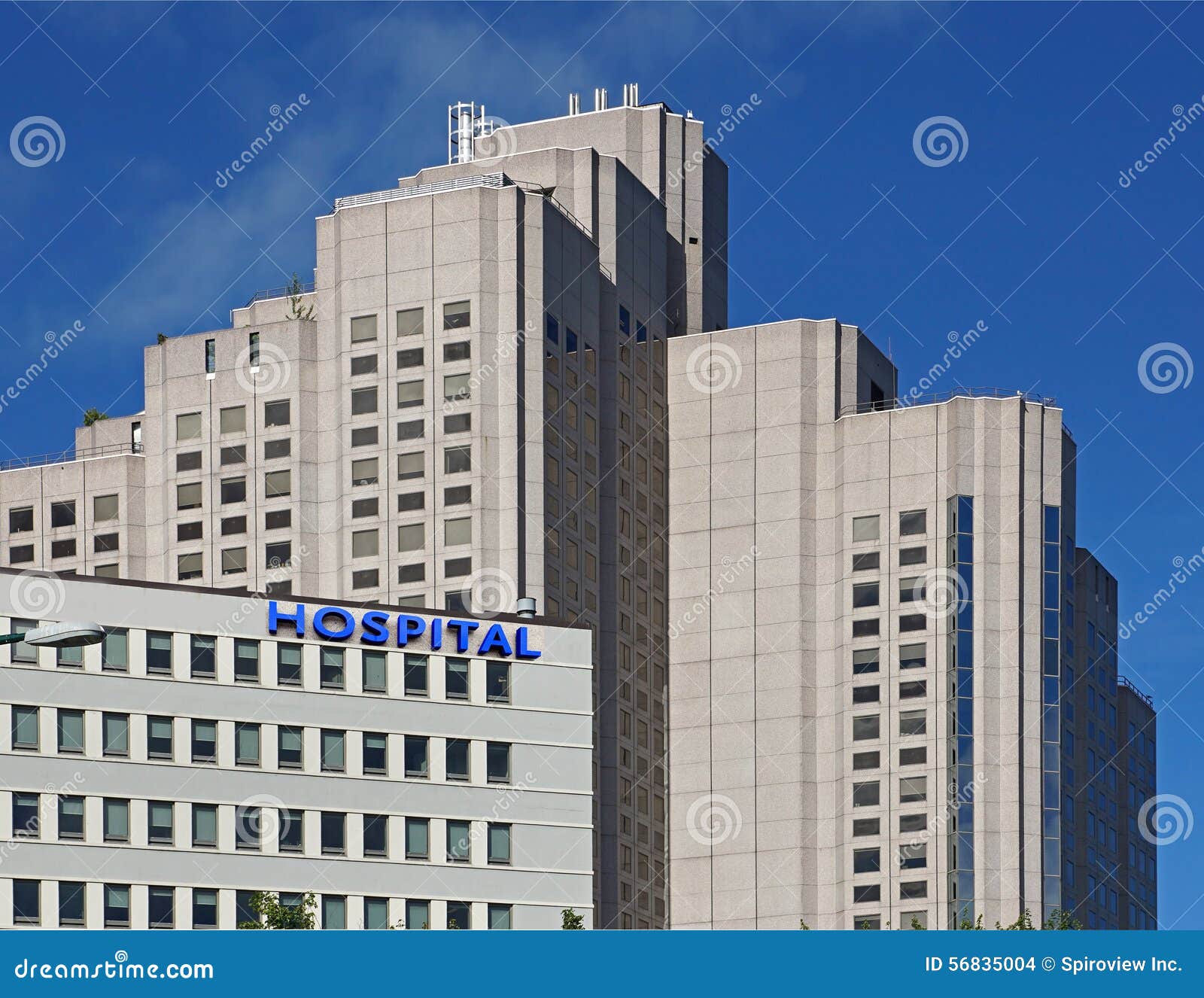 Edificio del hospital foto de archivo. Imagen de grande - 56835004