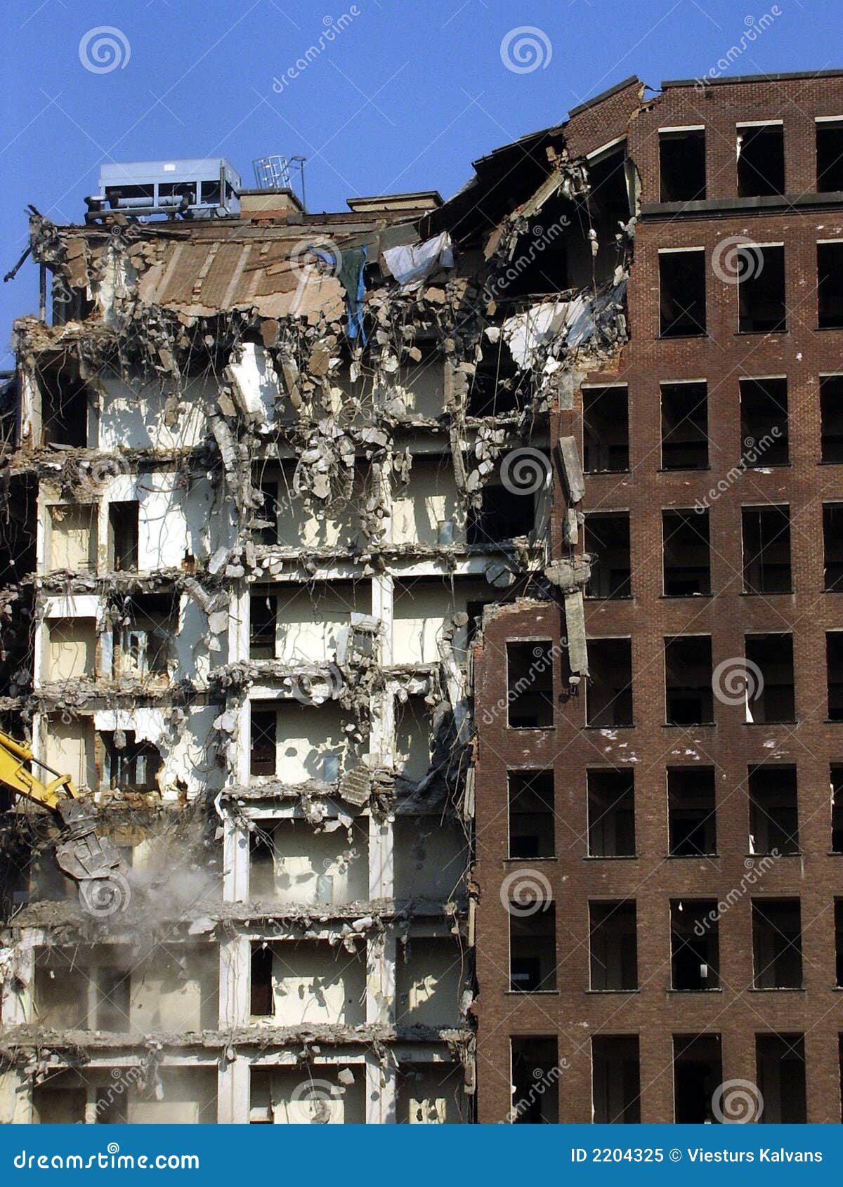 Edificio destruido imagen de archivo. Imagen de enemigo - 2204325