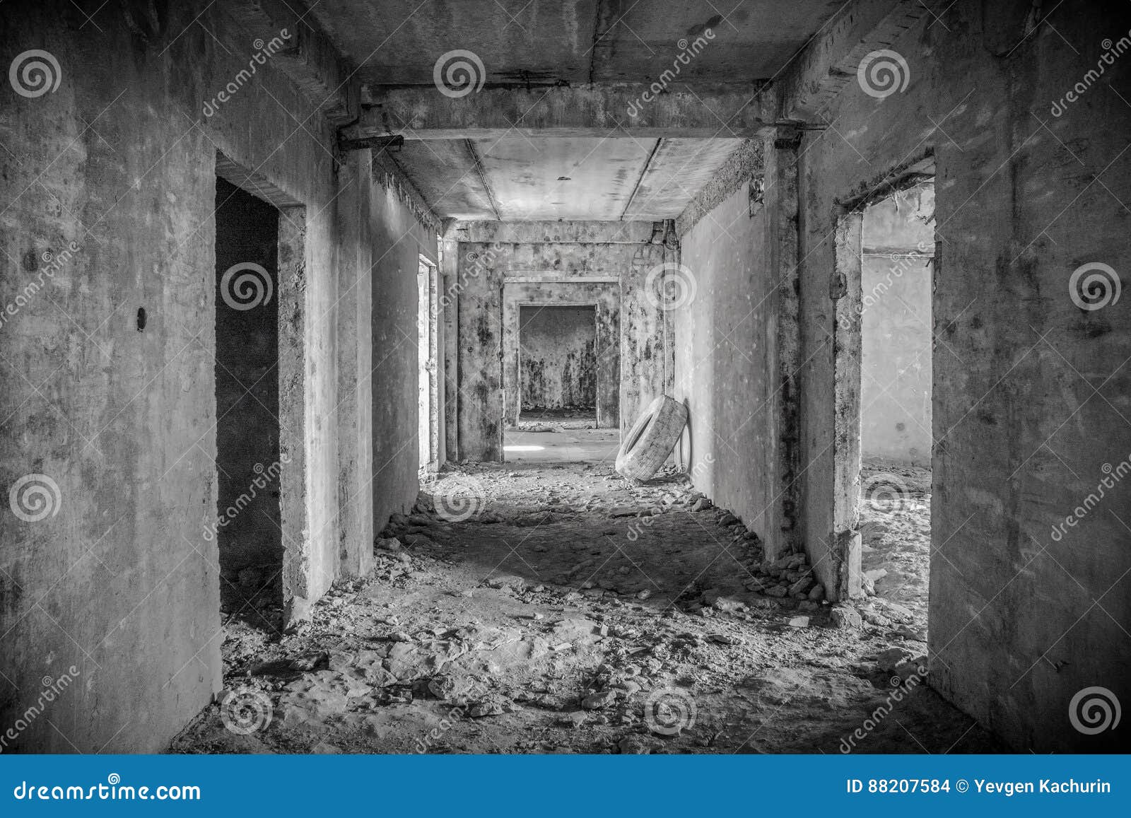 Edificio Industrial Destruido Foto de archivo - Imagen de casa, roto ...