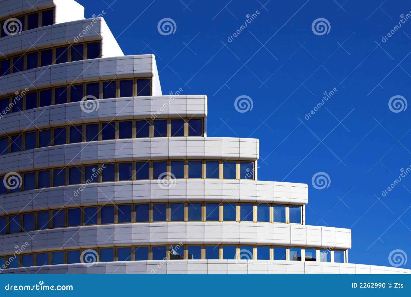 Edificio Moderno Foto de archivo - Imagen: 2262990