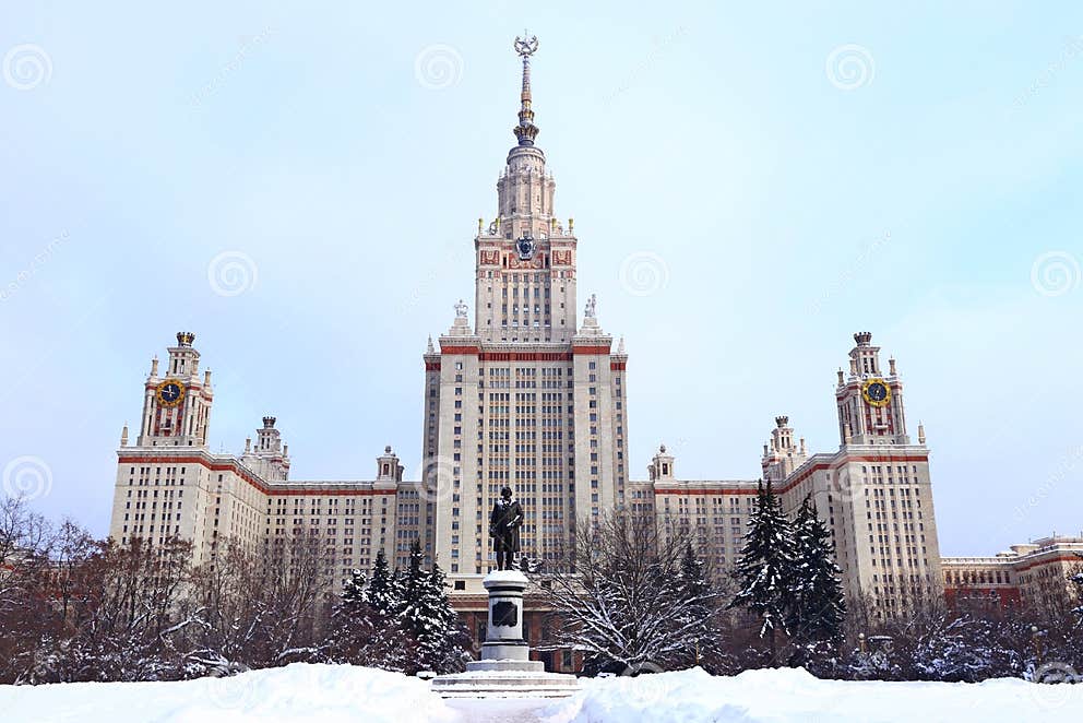 Edificio Principal De La Universidad De Estado De Moscú, Moscú, Imagen ...