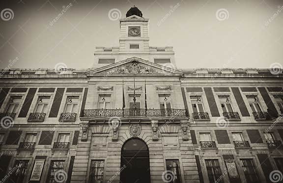 Edificio Real Casa De Correos En Madrid, España. Foto de archivo - Imagen de urbano, calle: 22416492