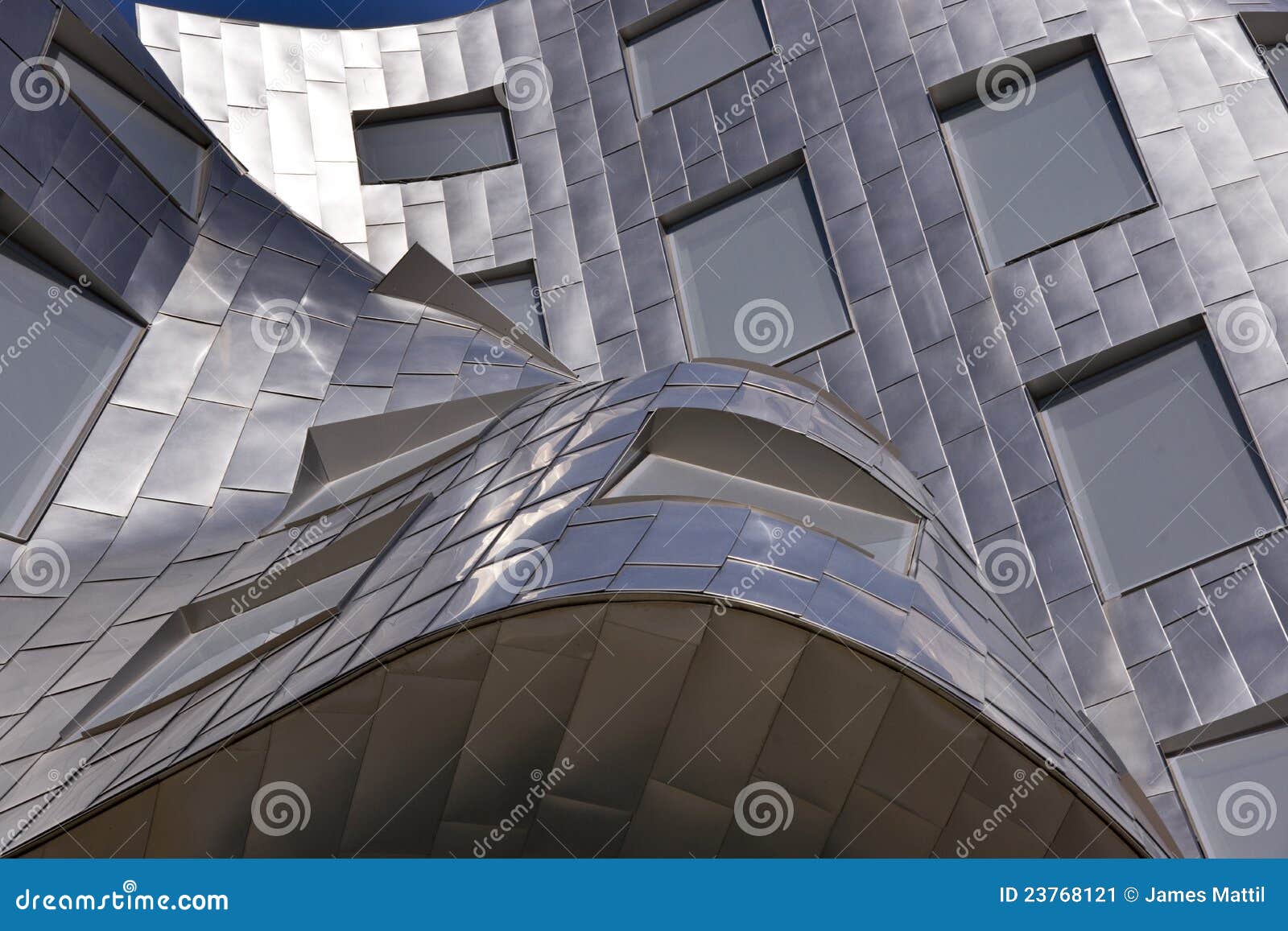 Edificio torcido foto editorial. Imagen de cerebro, brillante - 23768121