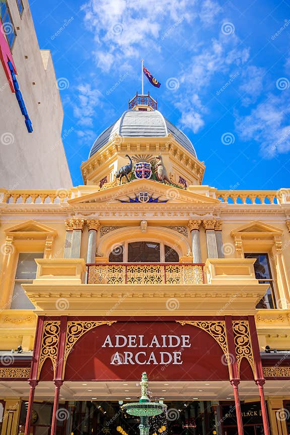 Edificio Y Fuente De Adelaide Arcade Fotografía editorial - Imagen de edificio, ciudad: 90781642