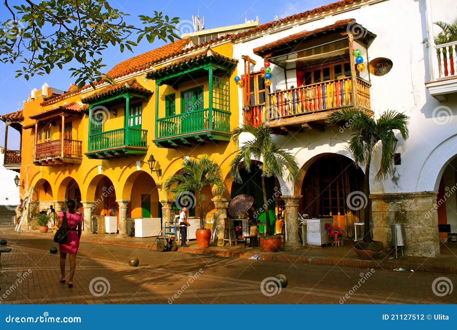 Edificios Coloniales. Cartagena De Indias, Colombia Fotografía ...