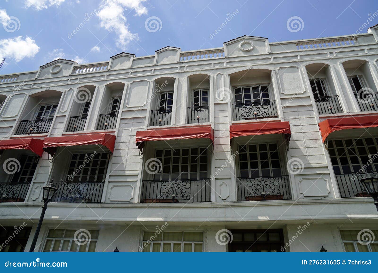 Edificios Coloniales Del Centro De Manila Intramuros Imagen de archivo ...