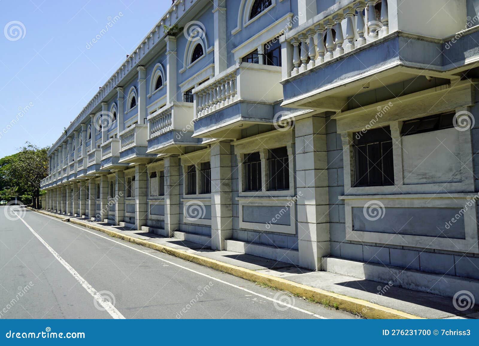 Edificios Coloniales Del Centro De Manila Intramuros Foto de archivo ...