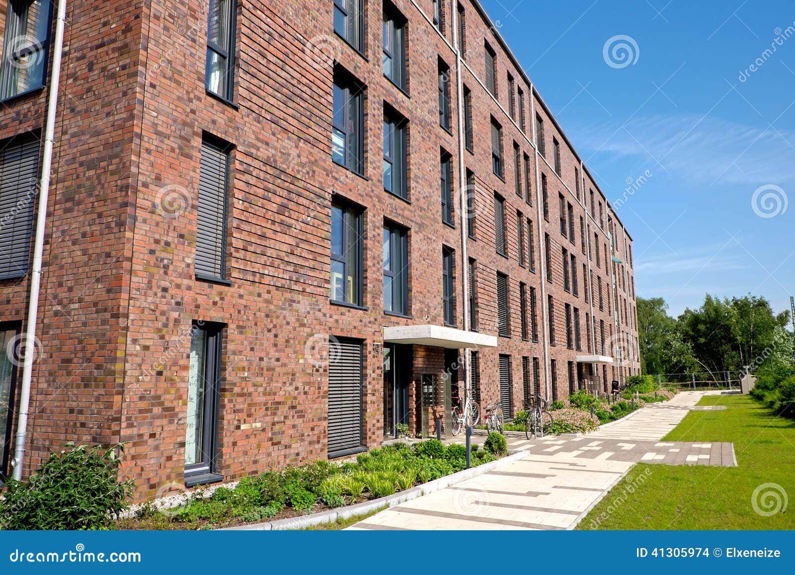 Edificios De Ladrillo Rojo Modernos Foto de archivo - Imagen de bloques, rojo: 41305974