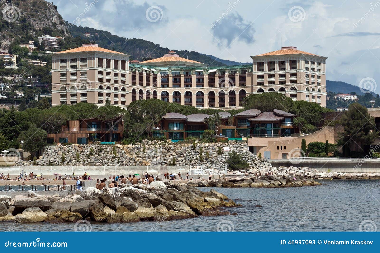 Edificios De Mónaco - De Monte Carlo De La Playa De La Ciudad Foto de ...