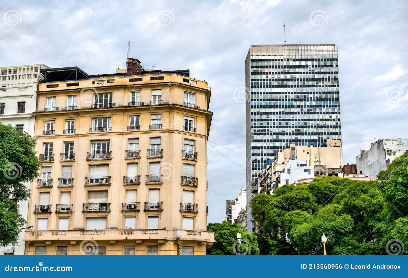 Edificios En Buenos Aires Argentina Foto de archivo - Imagen de escena, centro: 213560956