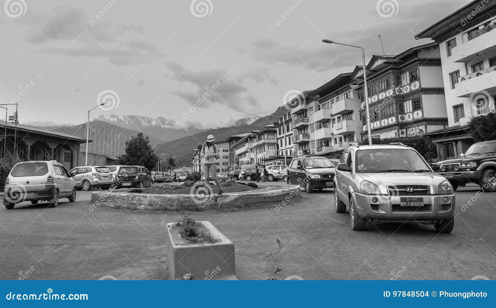 Edificios En El Centro De La Ciudad En Timbu, Bhután Imagen de archivo ...