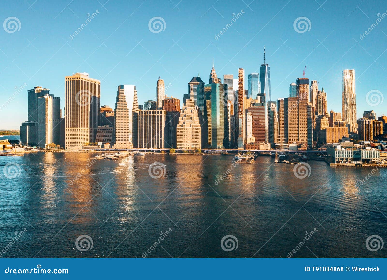 Edificios Hermosos Y Modernos De Nueva York City Usa Foto de archivo ...