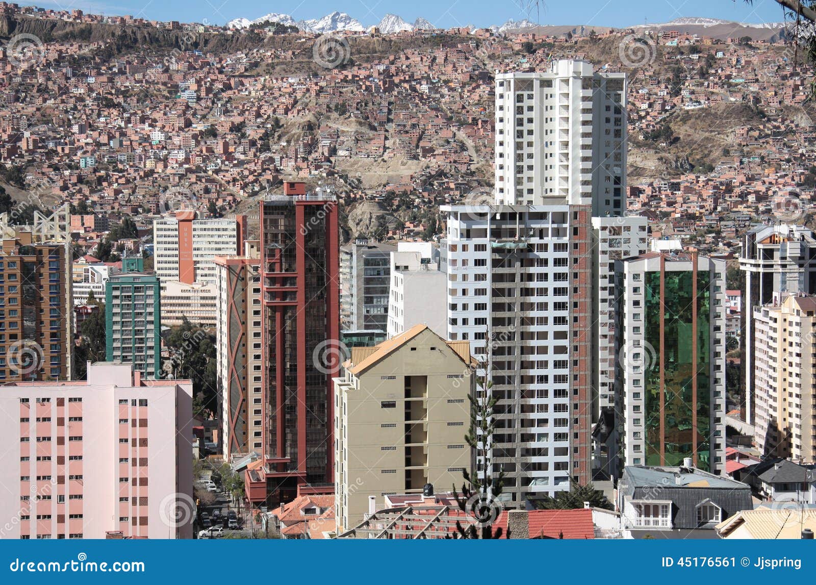 Edificios Modernos De La Paz En Bolivia Imagen de archivo - Imagen: 45176561