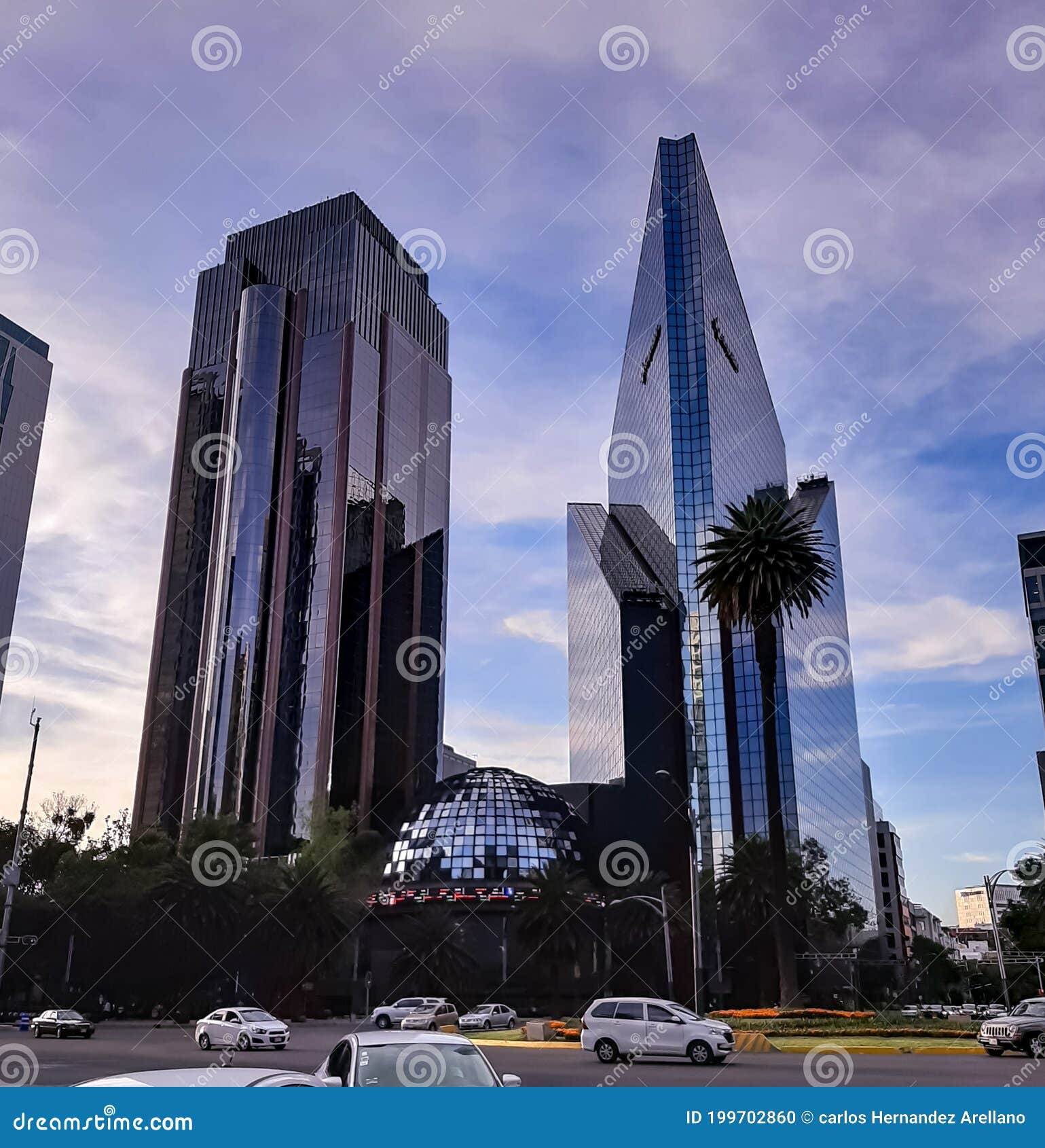 Edificios MÃ©xico editorial image. Image of tower, street - 199702860