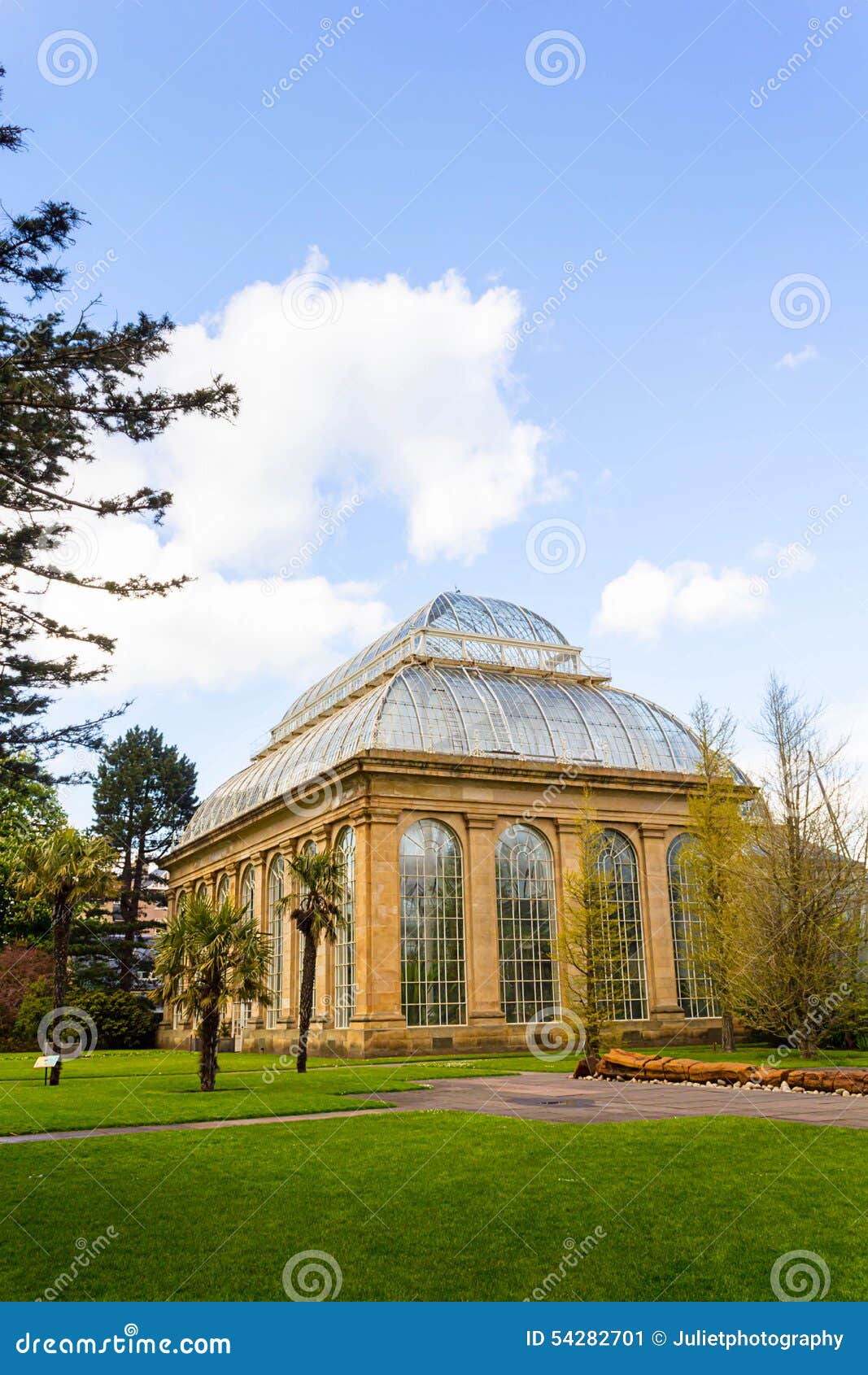 Edinburgh Botanic Garden in Spring, Scotland Stock Image - Image of ...