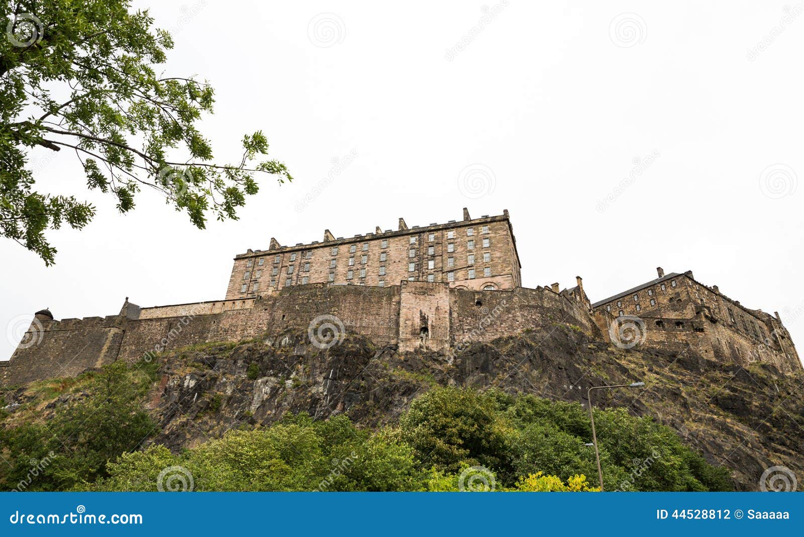Edinburgh Castle on Castle Rock Stock Photo - Image of medieval, stone ...