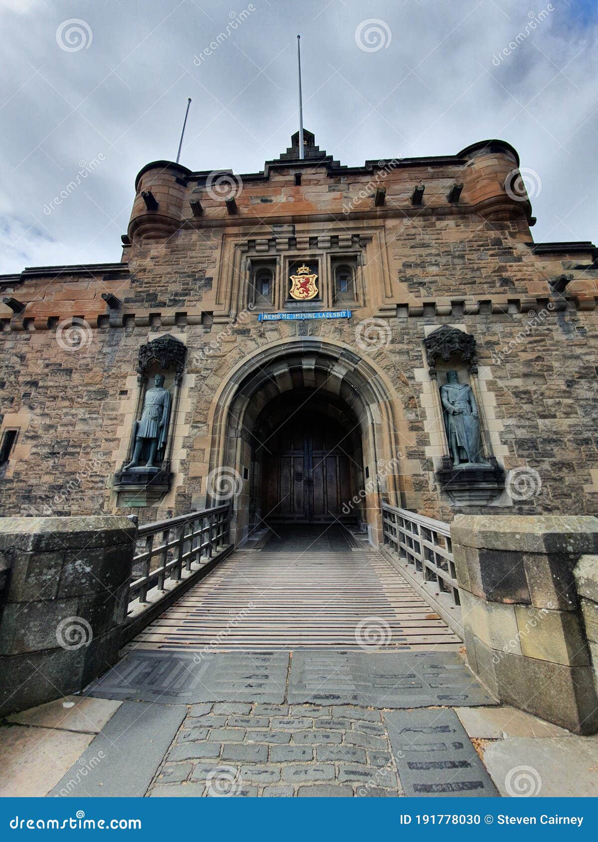 Castle Gates Royalty-Free Stock Photography | CartoonDealer.com #1273247