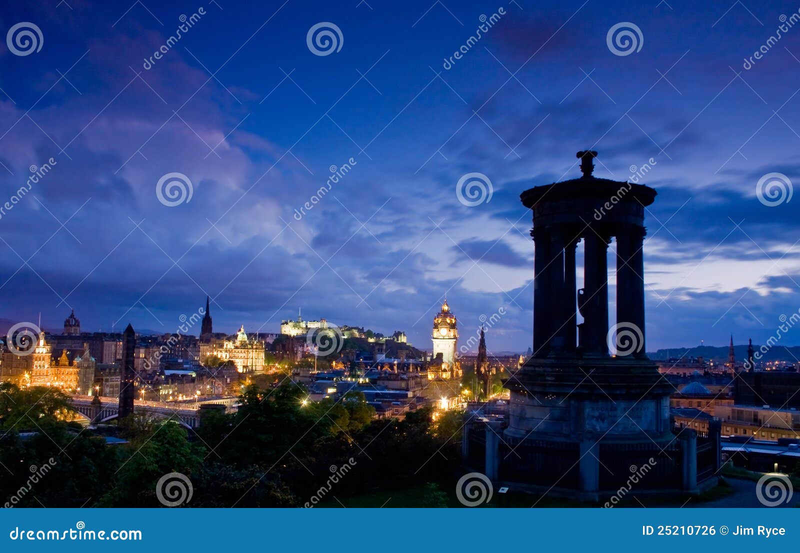 Edinburgh city night scene stock photo. Image of blue - 25210726