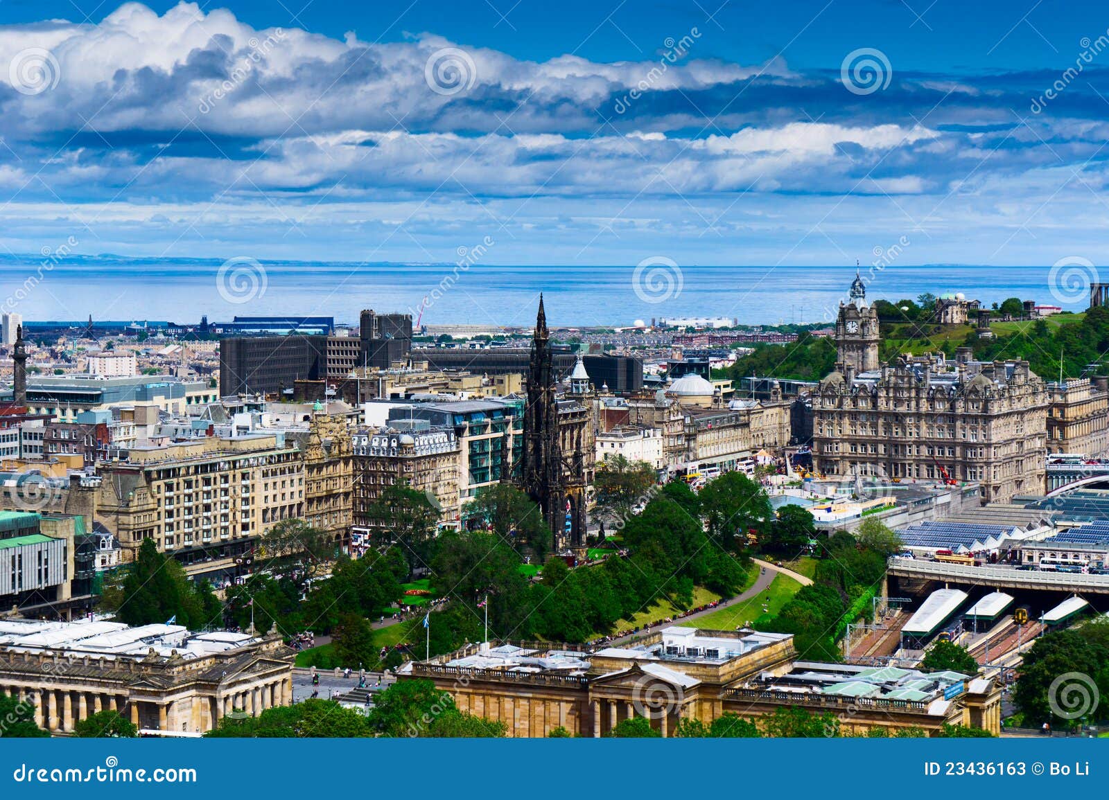 Edinburgh cityscape editorial stock photo. Image of europe - 23436163