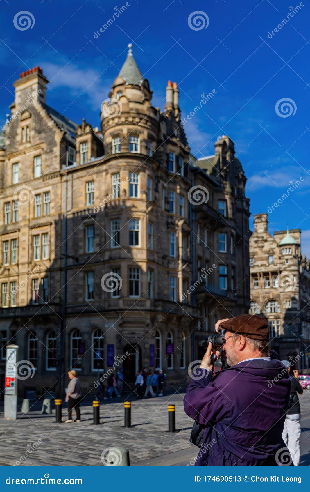 Street View of the Edinburgh Downtown Editorial Stock Photo - Image of ...