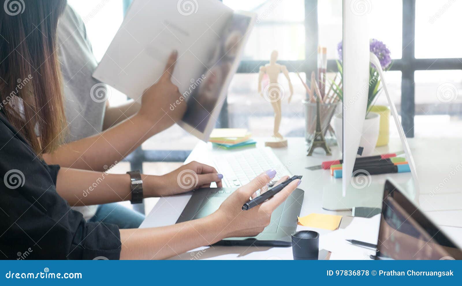Editor Talking a Plan for Magazine Edit Team. Stock Photo - Image of ...