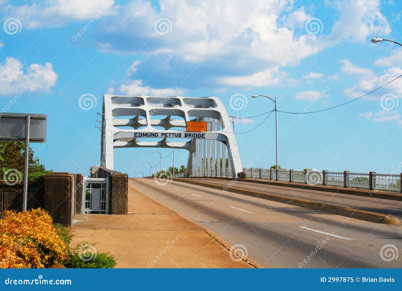 Edmund Pettus Bridge stock image. Image of eyes, court - 2997875