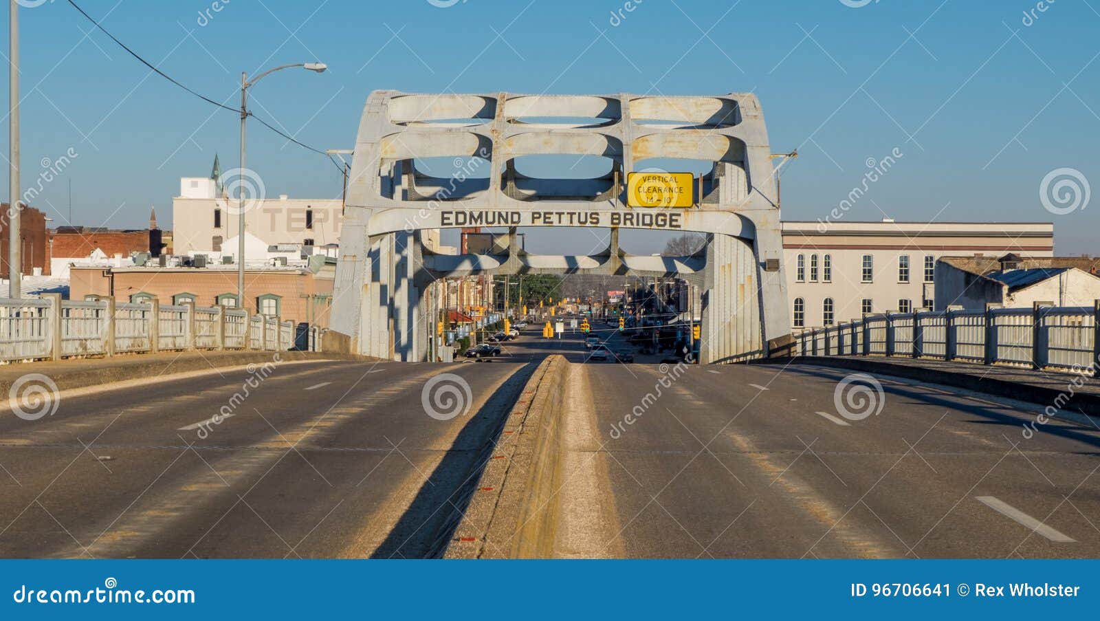 Edmund Pettus Bridge in Selma Alabama Stockbild - Bild von edmund ...