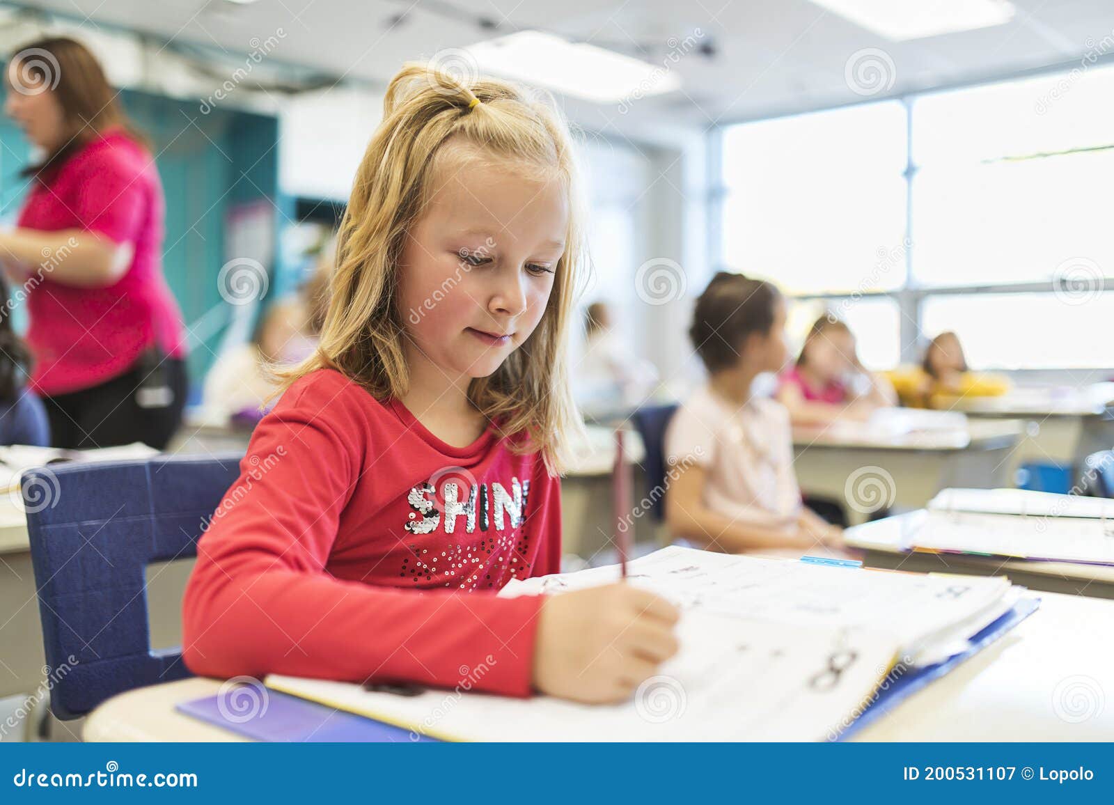 Education and School Concept Little Student Girl Studying at School ...
