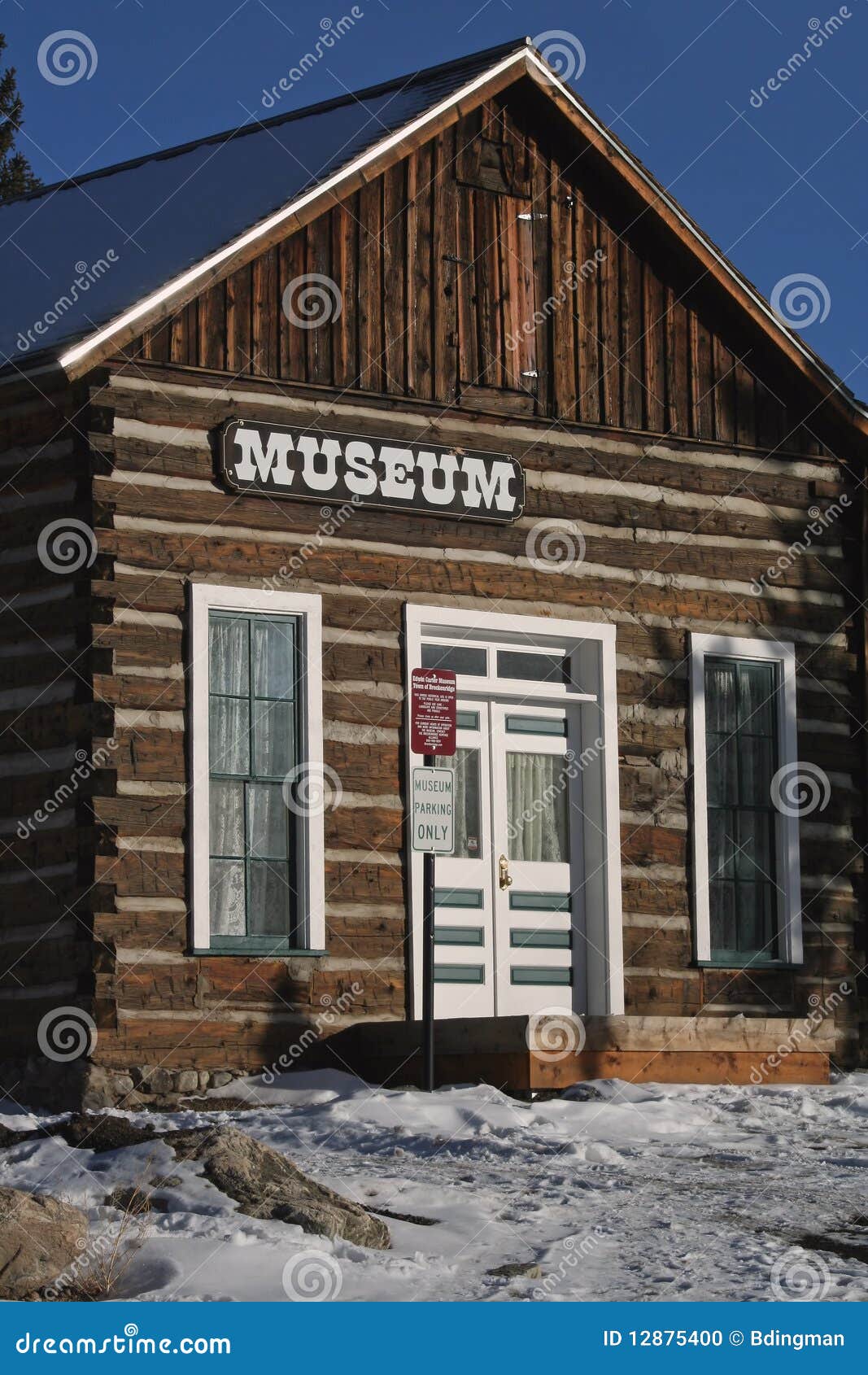 Edwin Carter Museum editorial image. Image of summer - 12875400