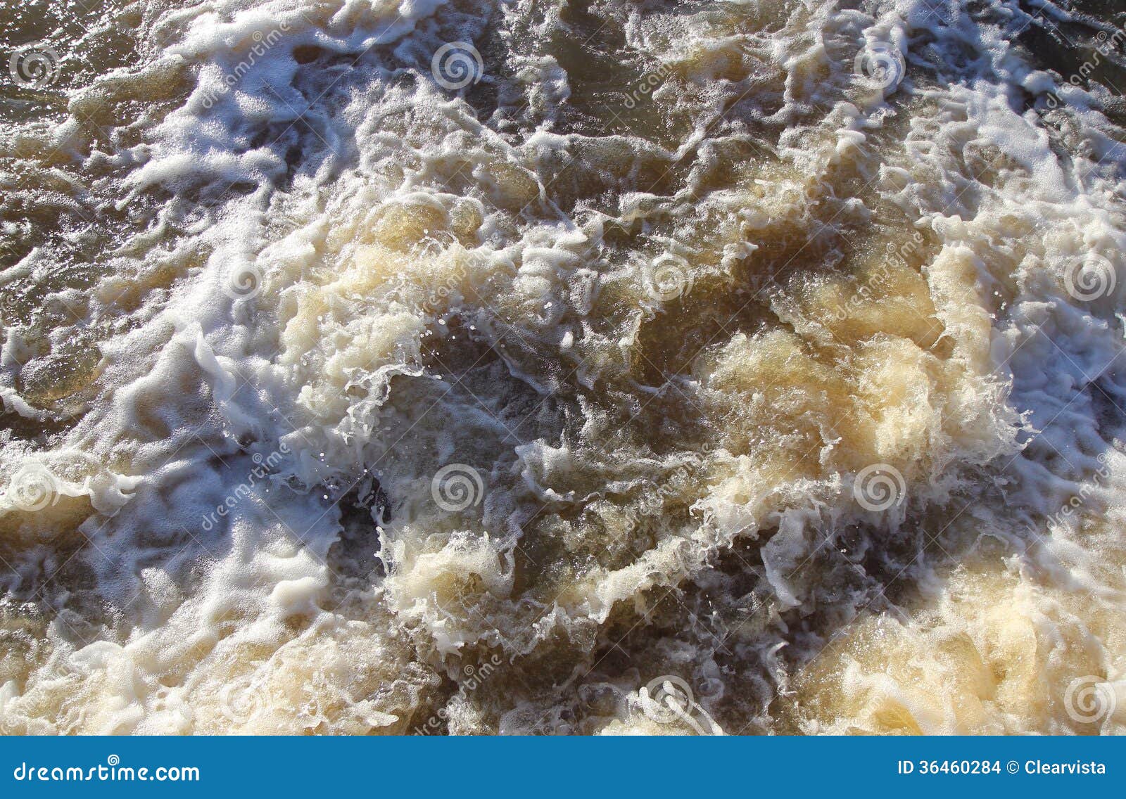 Een Achtergrond Van Zeer Wild Water. Stock Foto - Image of wild, sterk ...