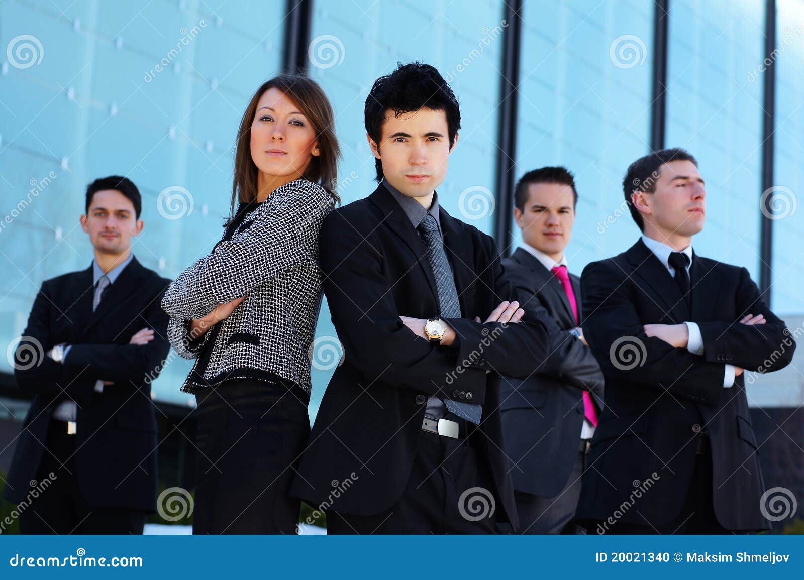 Een Commercieel Team Van Vier Personen in Formele Kleding Stock Foto ...