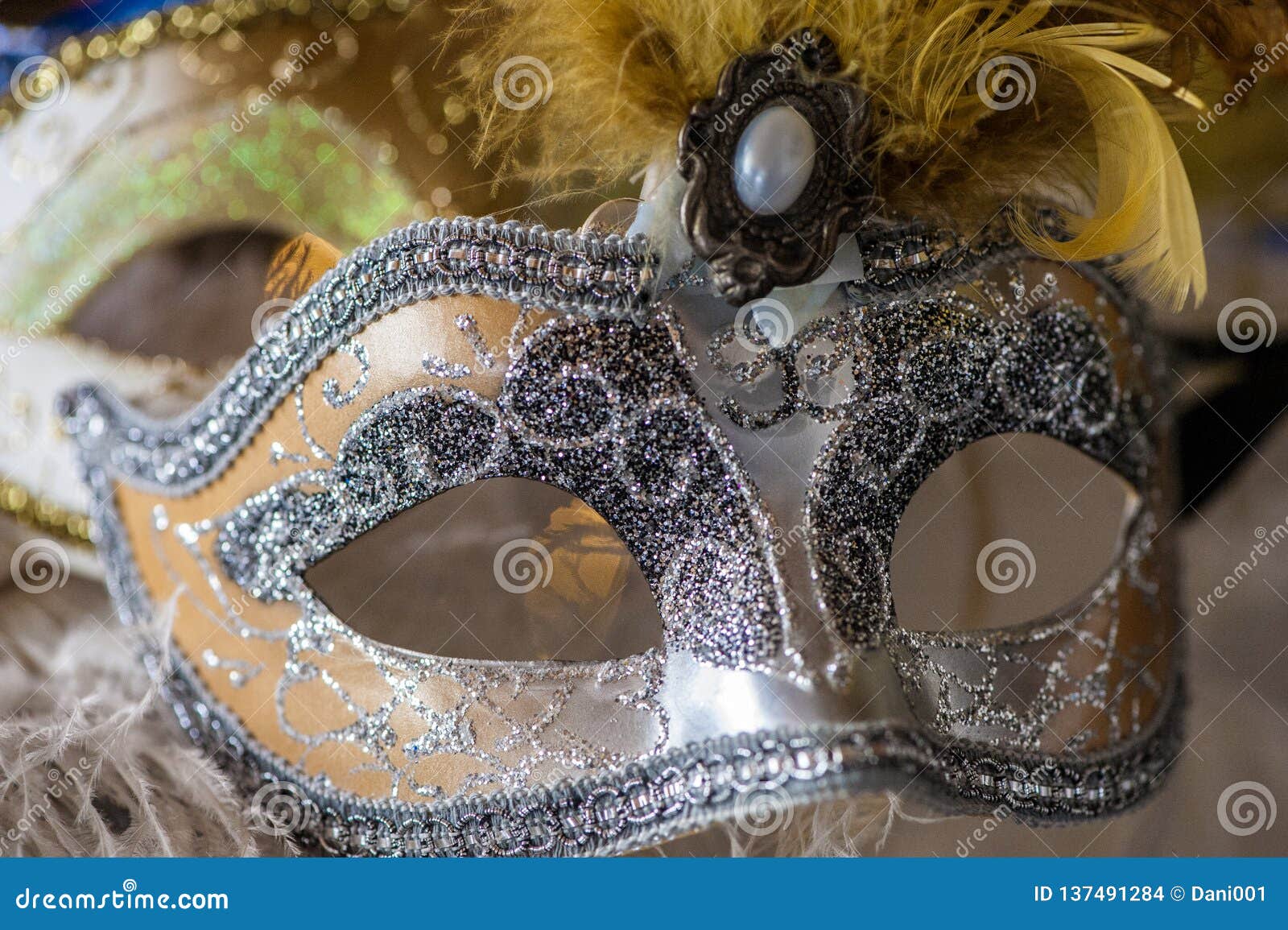 Een Mooi Carnaval-masker - Mardigras Stock Foto - Image of gebeurtenis ...