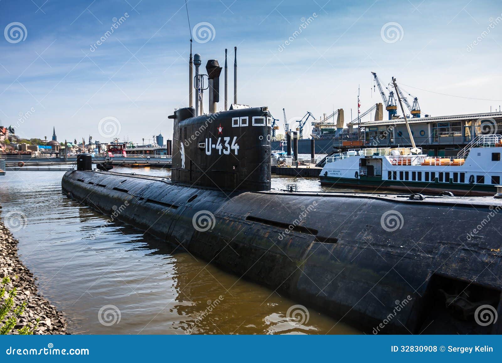 Een Russische onderzeeër redactionele stock foto. Image of sovjet ...