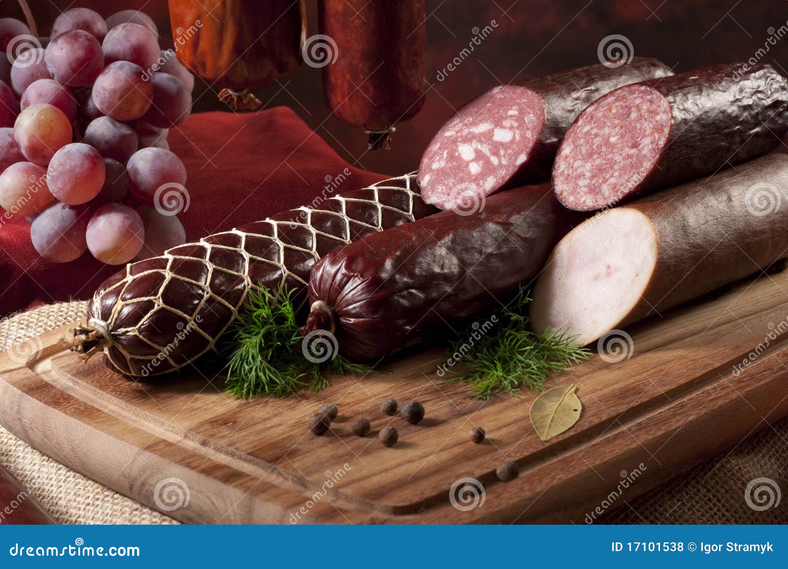 Een Samenstelling Van Verschillende Soorten Worsten Stock Foto - Image ...