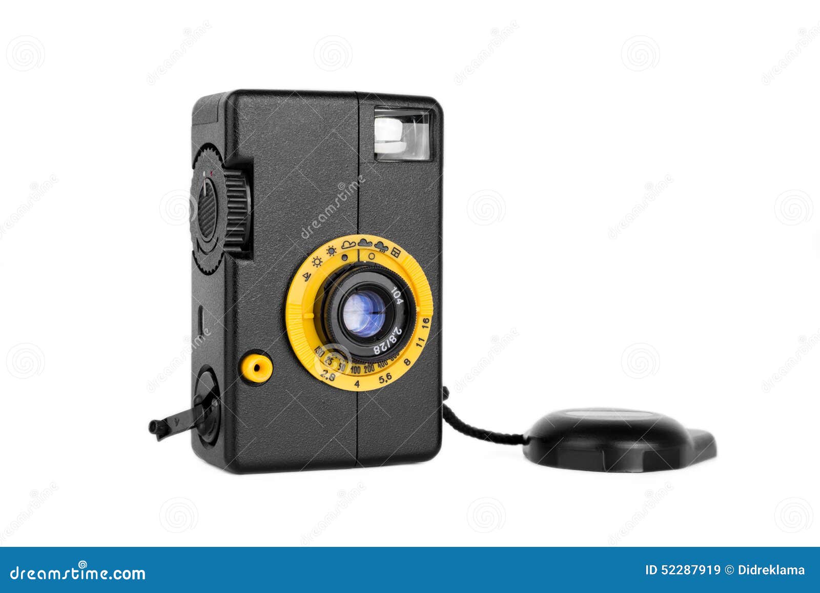 Eenvoudige oude filmcamera stock afbeelding. Image of geheugen - 52287919