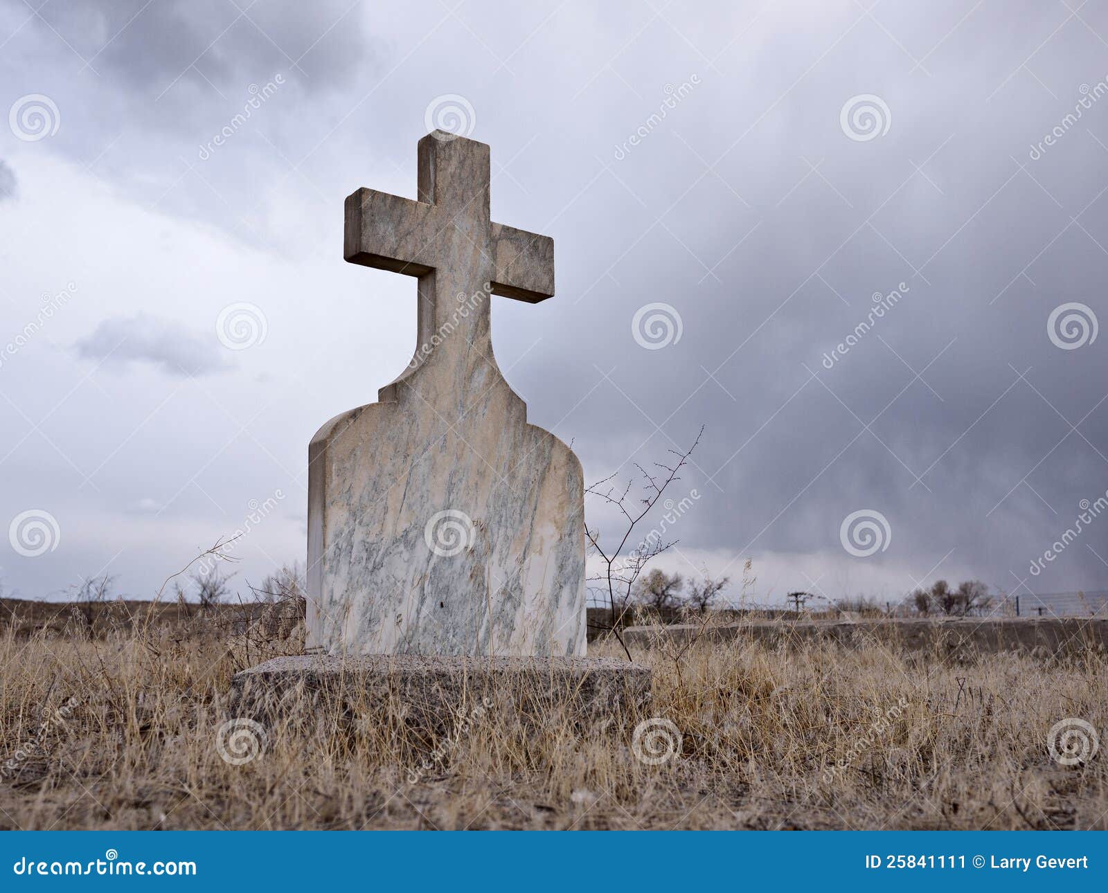 Eerie cemetery scene stock image. Image of burial, historic - 25841111