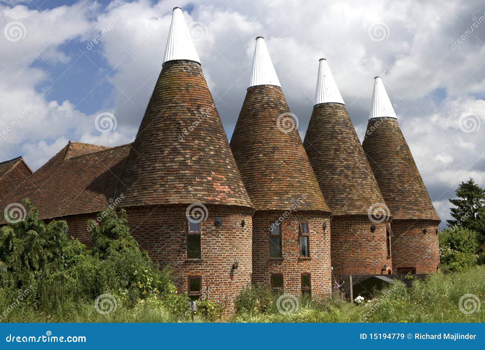 Eest stock afbeelding. Image of vensters, maken, bruin - 15194779