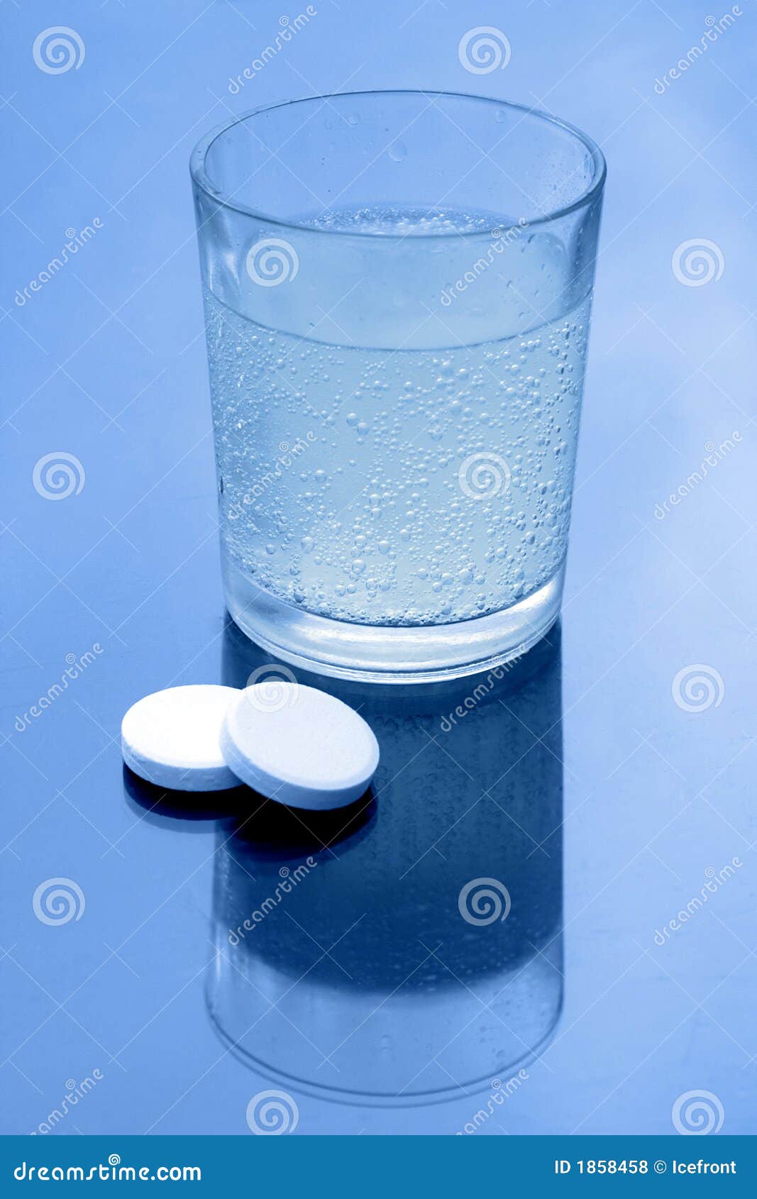 Effervescent Tablets Royalty-Free Stock Photography | CartoonDealer.com ...