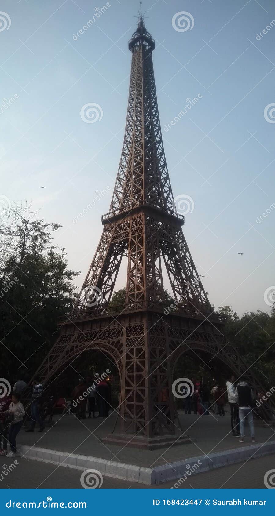 The effil tower editorial photography. Image of material - 168423447