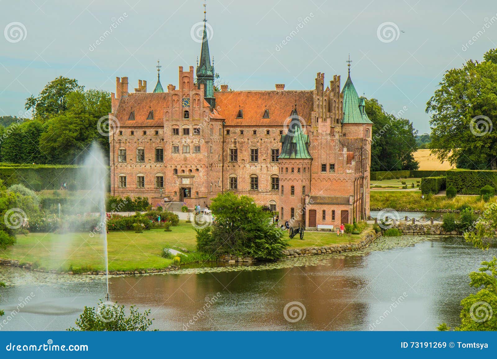 Egeskov slot in Denmark stock image. Image of northern - 73191269