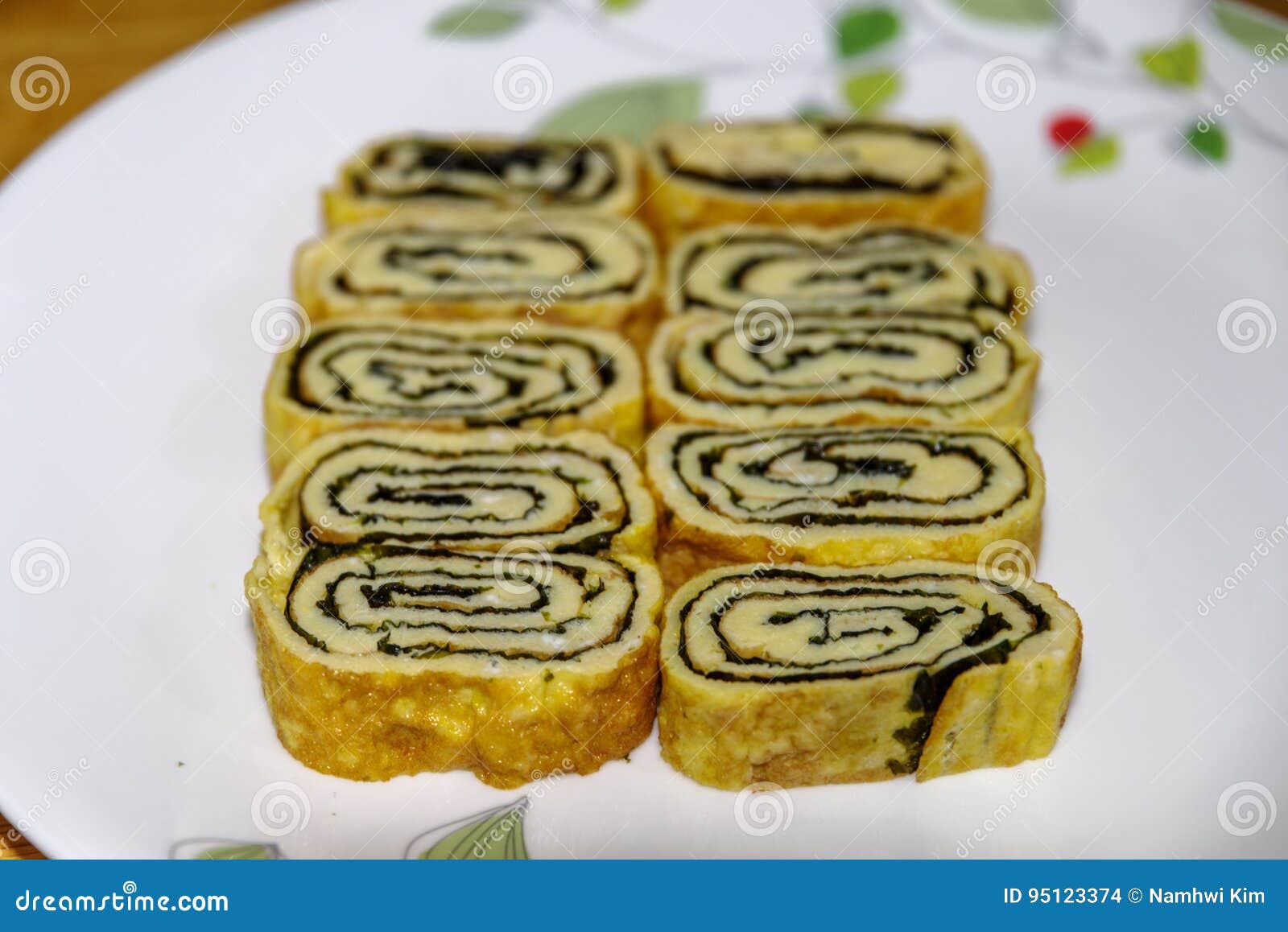 Egg dry seaweed roll stock photo. Image of snack, korean - 95123374