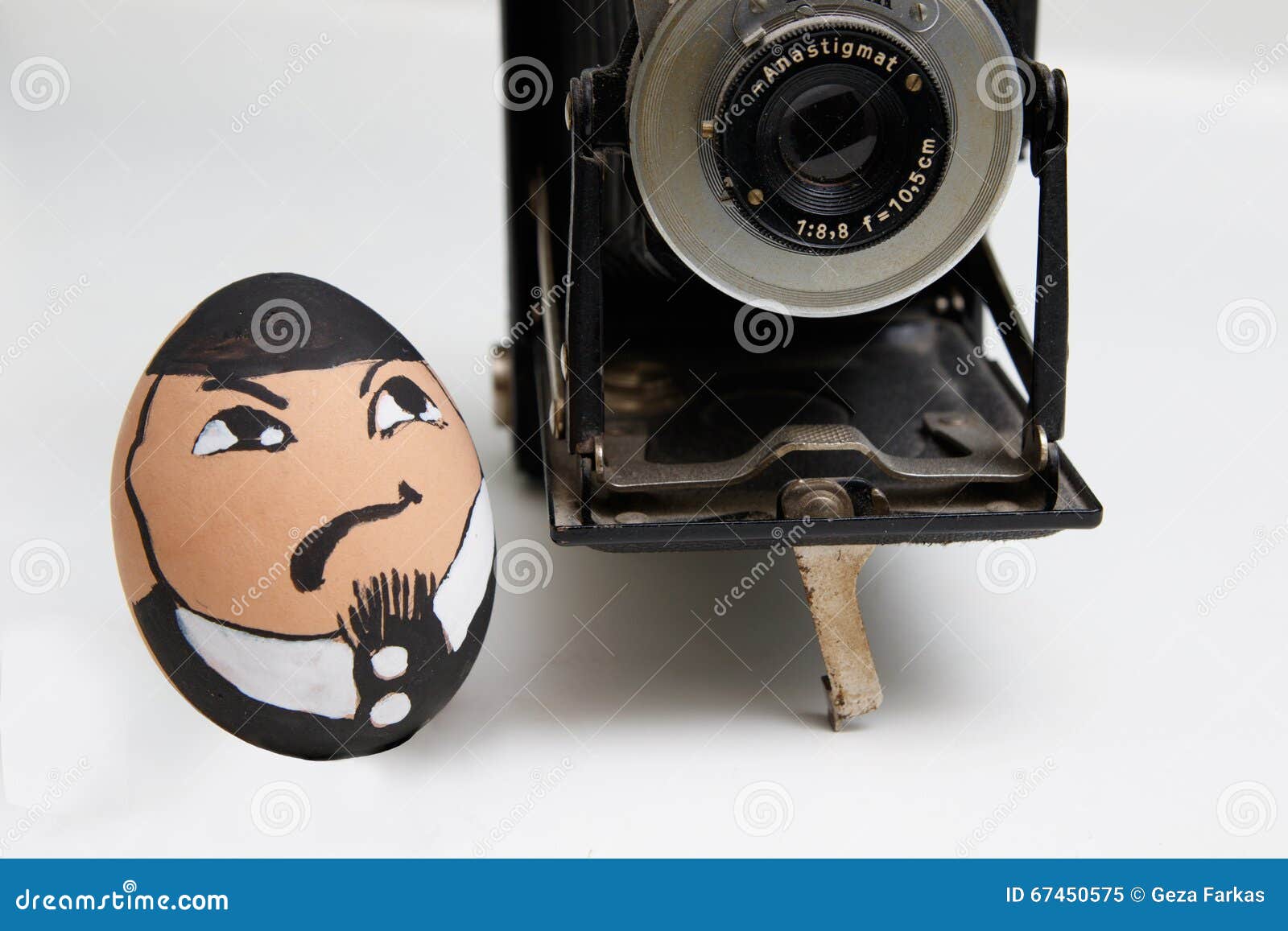Egg Face Photographer with Old Camera Stock Image - Image of freshness ...