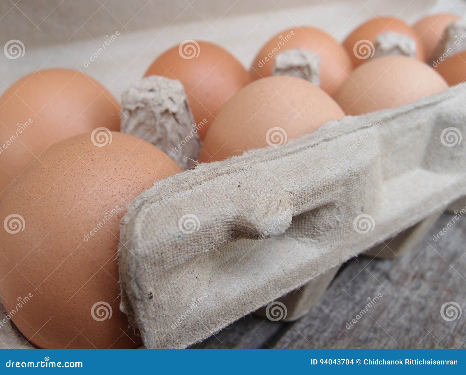 Egg in paper box stock photo. Image of warming, ecological - 94043704