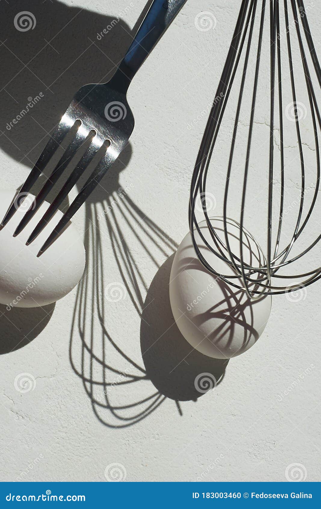 Egg with Shadow from the Fork. Minimalism. Cooking Pastries, Omelets ...