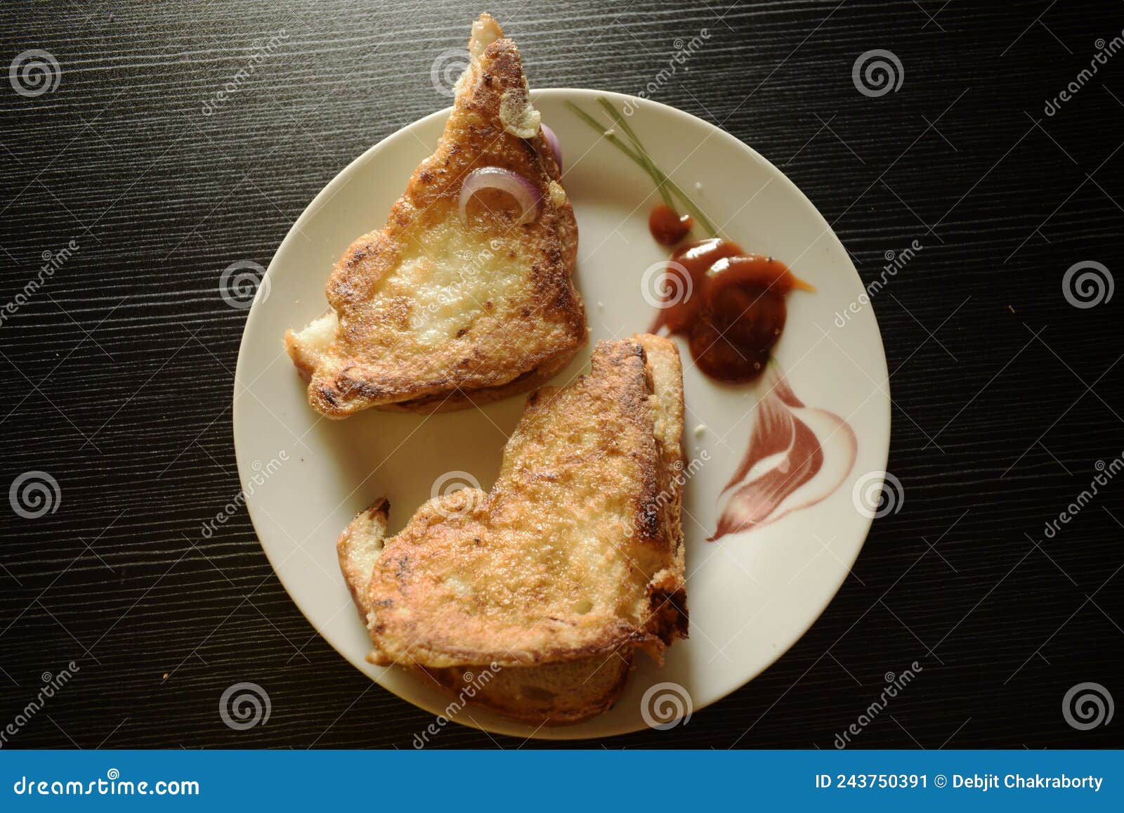 Egg toast presentation stock image. Image of sauce, healthy - 243750391