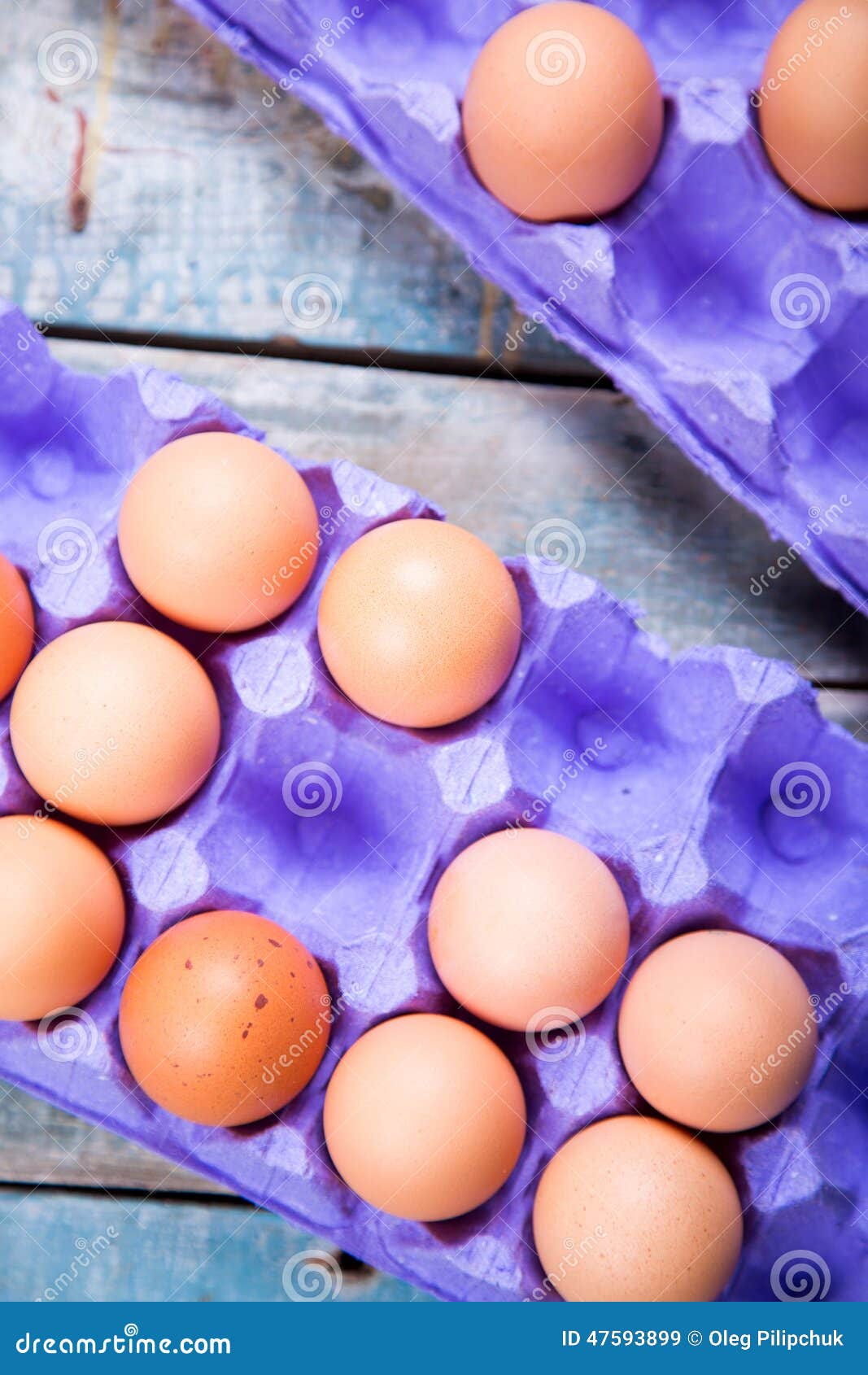 Eggs in container stock image. Image of eggs, horizontal - 47593899