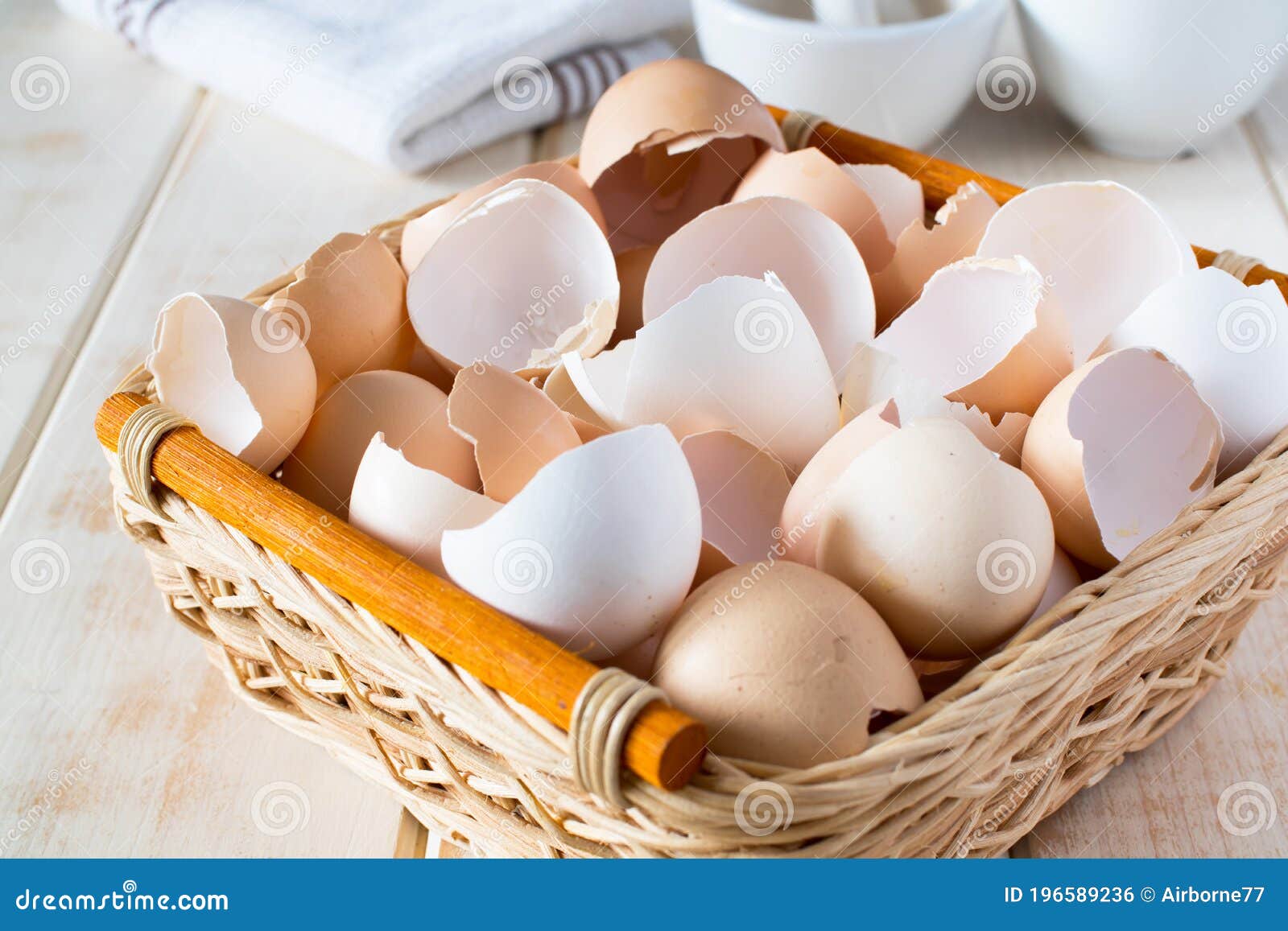 Empty eggs shell stock photo. Image of farm, crack, shell - 196589236