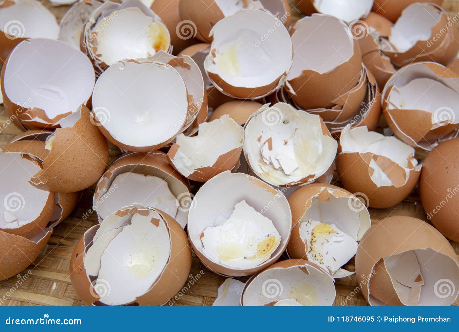 Eggs shell break up stock image. Image of farm, empty - 118746095