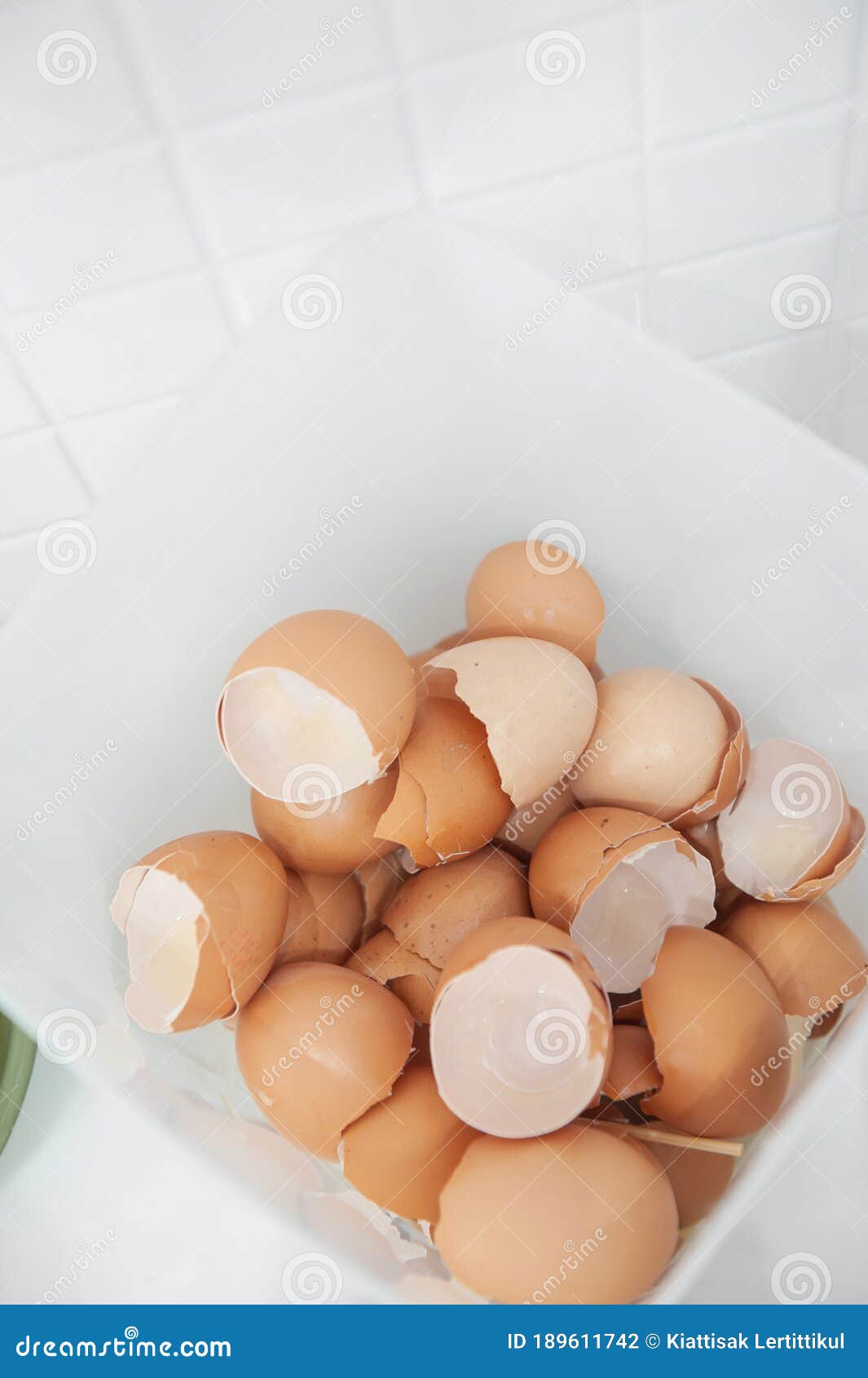 Eggshell Broken in Waste Bin Stock Photo - Image of closeup, compost ...